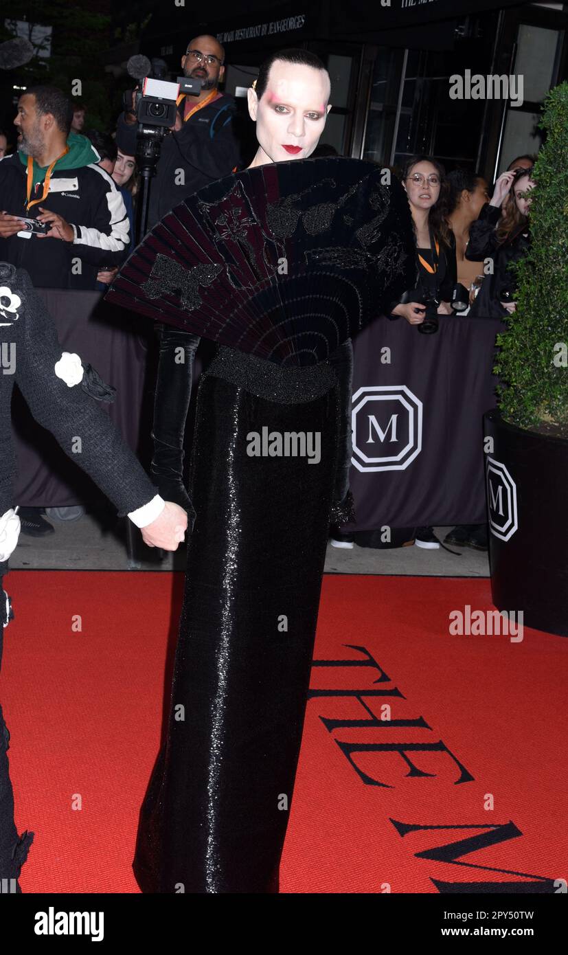 Jordan roth met gala 2023 hi-res stock photography and images - Alamy