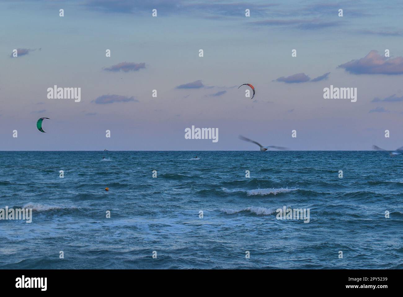 Wakeboarding in Varna bay. Wonderful weather, endless sea latitudes ...