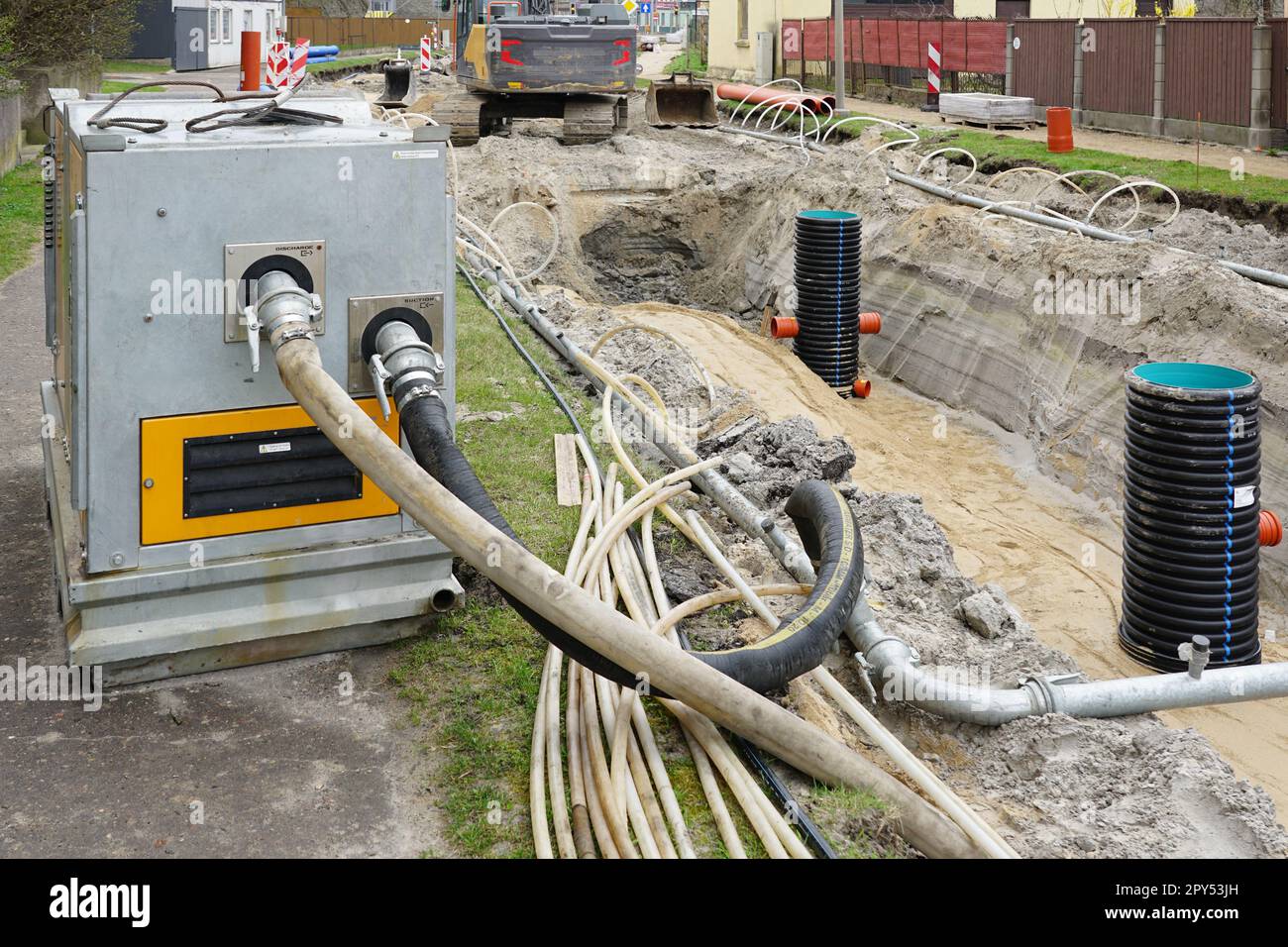 Large portable diesel powered water pump for dewatering of deep ...