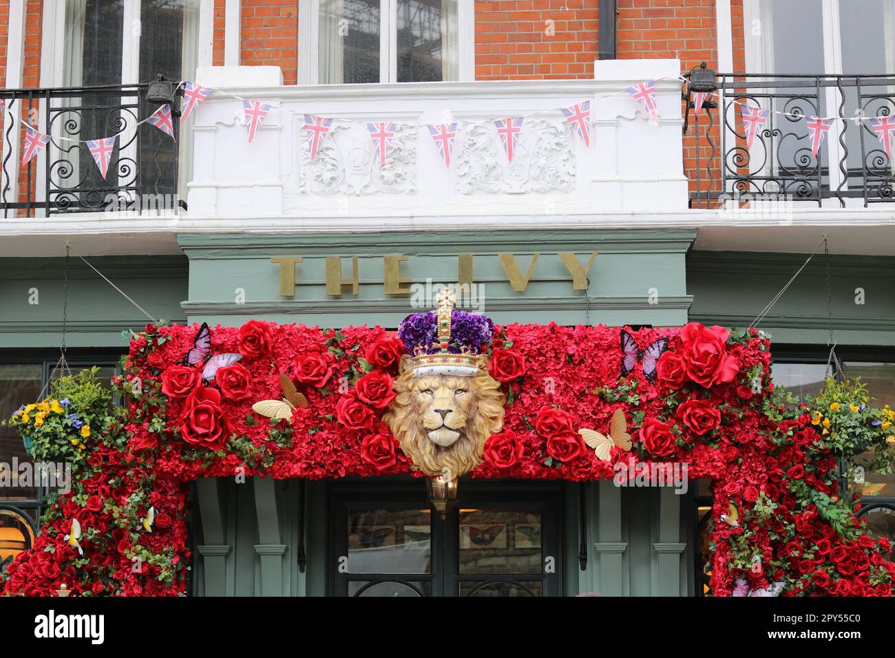 1 May 2023 - Windsor, England, UK: The Ivy restaurant Windsor King's ...