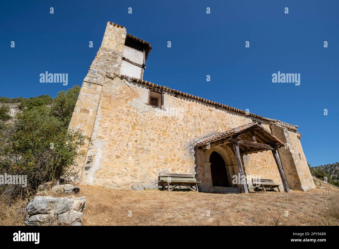 Fuente cristiana hi-res stock photography and images - Alamy