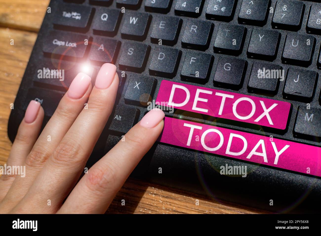 Text sign showing Detox. Internet Concept Moment for Diet Nutrition ...