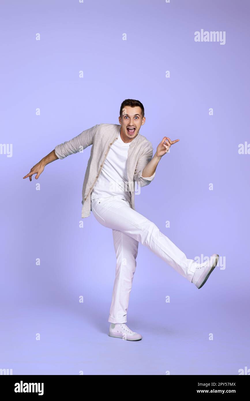 Funny pose travel hi-res stock photography and images - Alamy