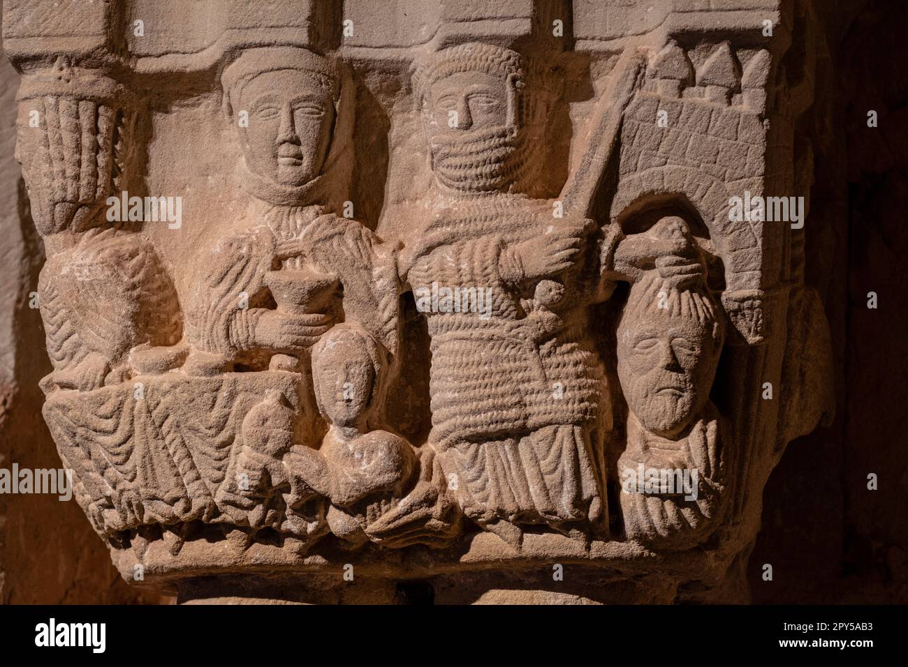 Historia de la arquitectura edad media hi-res stock photography and ...