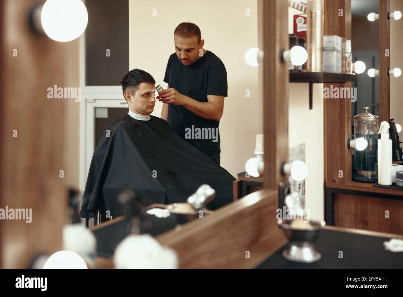 Electric shaving machine barber hi-res stock photography and images - Alamy