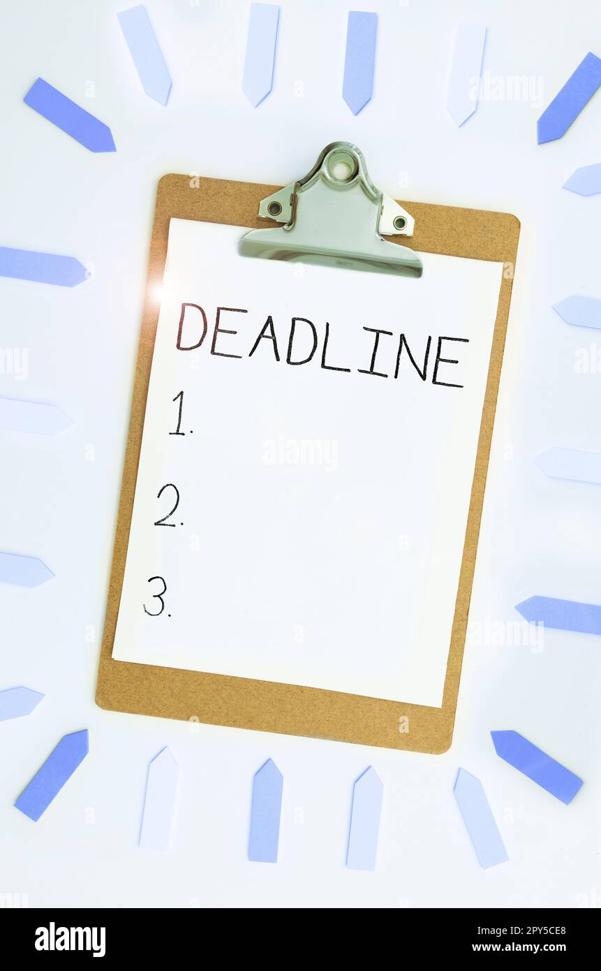 Finished sign hi-res stock photography and images - Alamy