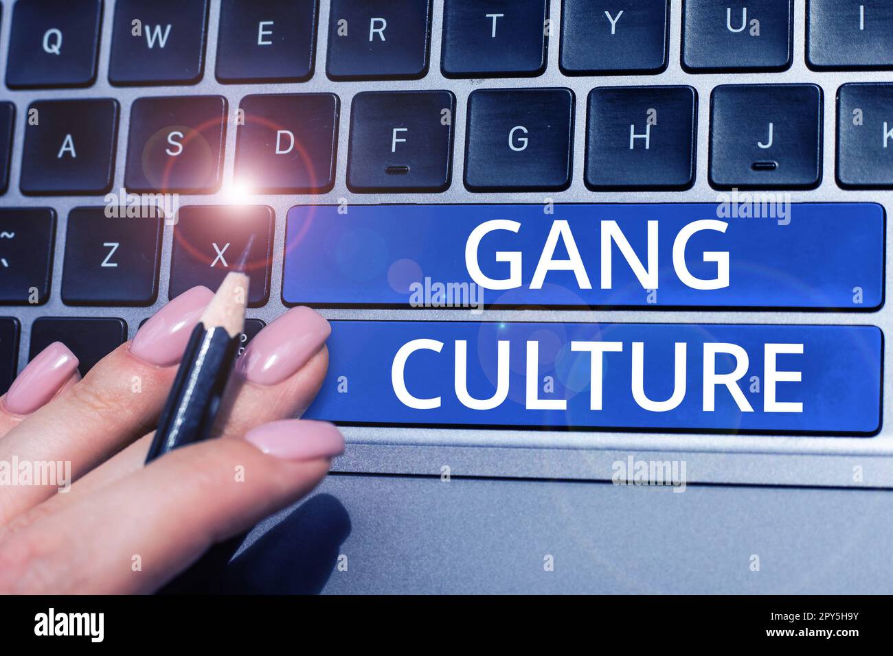 Forensic handwriting hi-res stock photography and images - Alamy