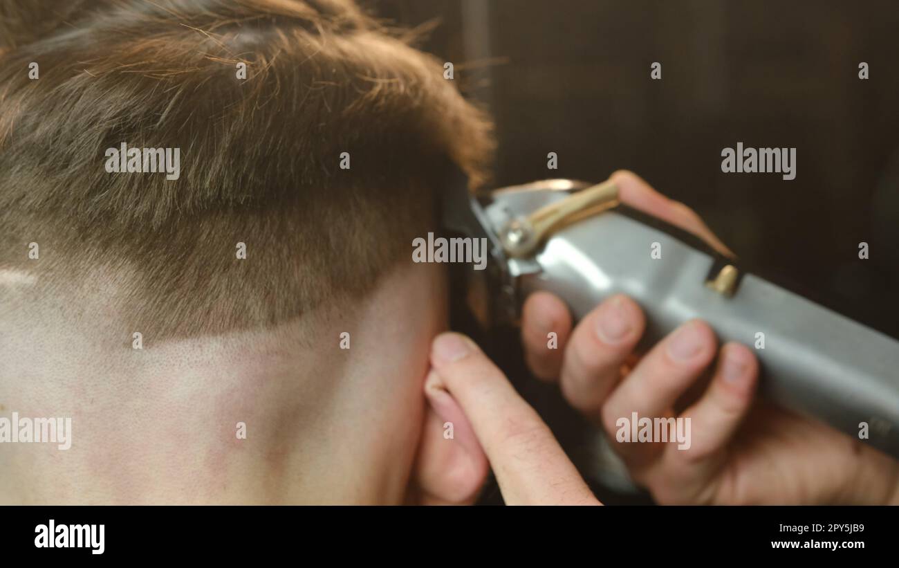 Close up on mens hairstyling hi-res stock photography and images - Alamy