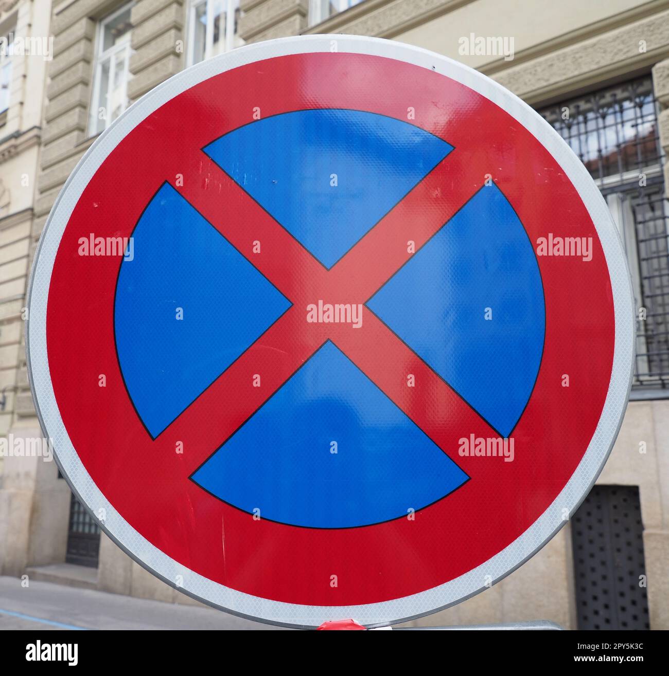 no parking and no stopping traffic sign Stock Photo - Alamy