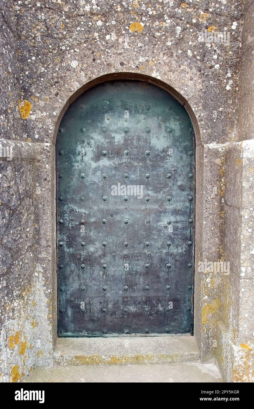 Building, detailed view of a front door or entrance door Stock Photo ...