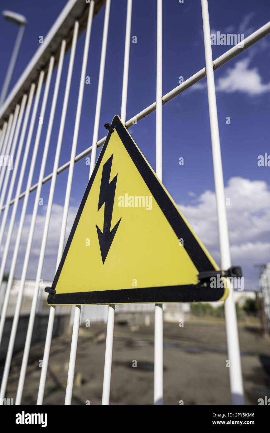 Electrical hazard sign Stock Photo - Alamy Electrical hazard sign Stock Photo - Alamy