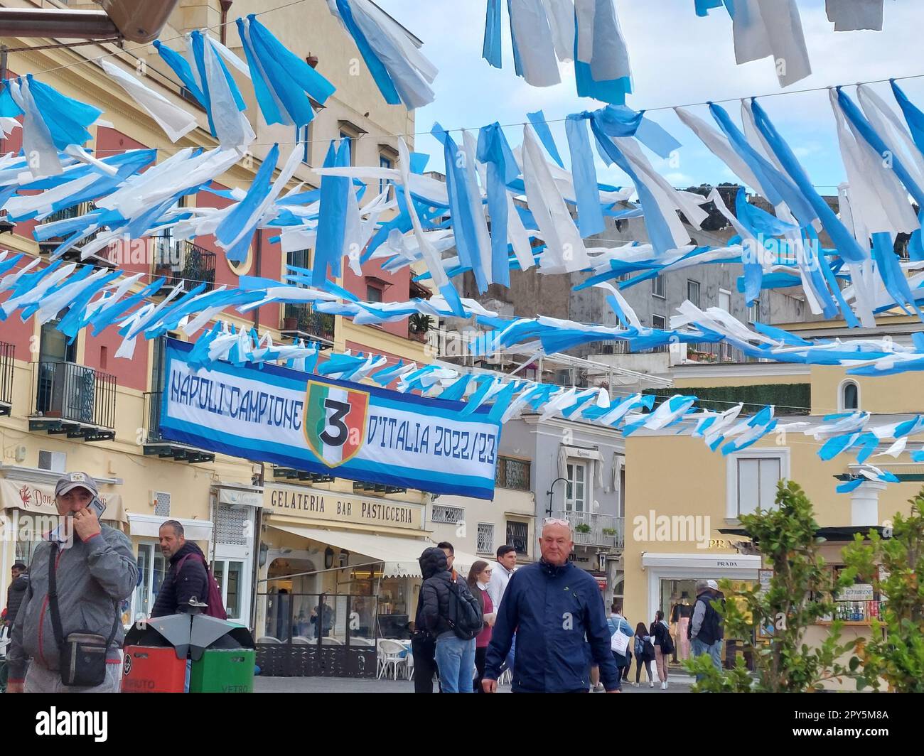 Striscioni hi-res stock photography and images - Alamy