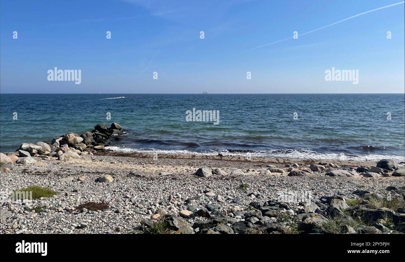 Beautiful tranquil sea near hi-res stock photography and images - Alamy
