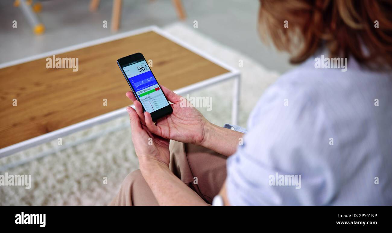 Continuous glucose monitor hi-res stock photography and images - Alamy Continuous glucose monitor hi-res stock photography and images - Alamy