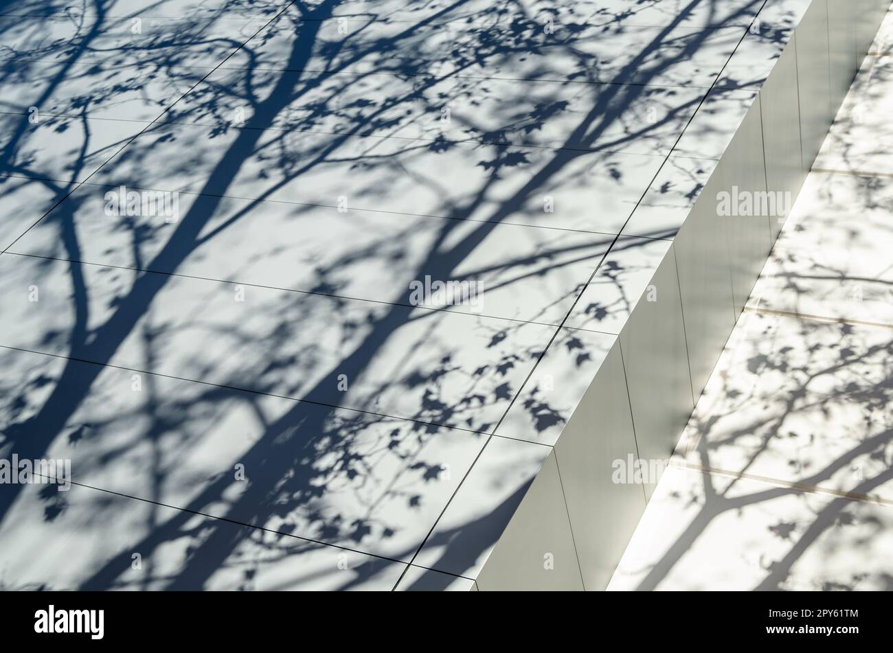 Shadow of building hi-res stock photography and images - Alamy