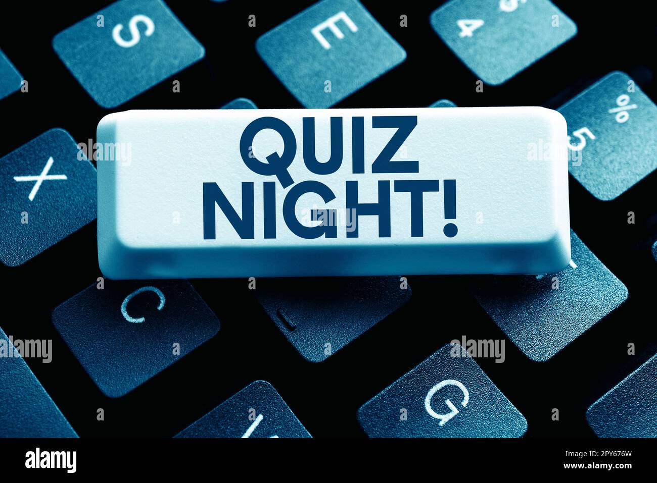 Quiz night hi-res stock photography and images - Alamy