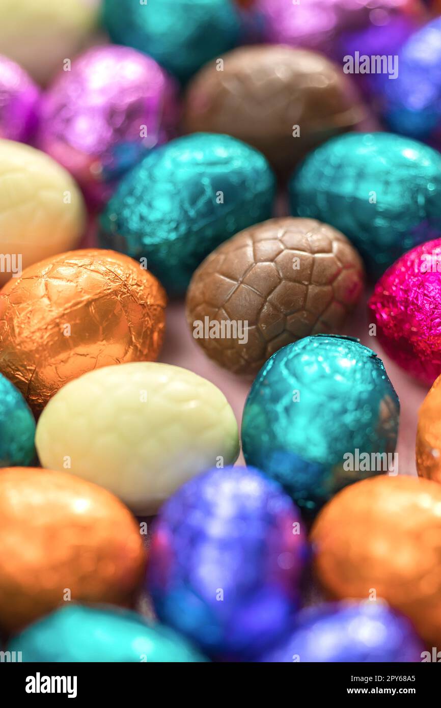 Wrapped sweets hi-res stock photography and images - Alamy