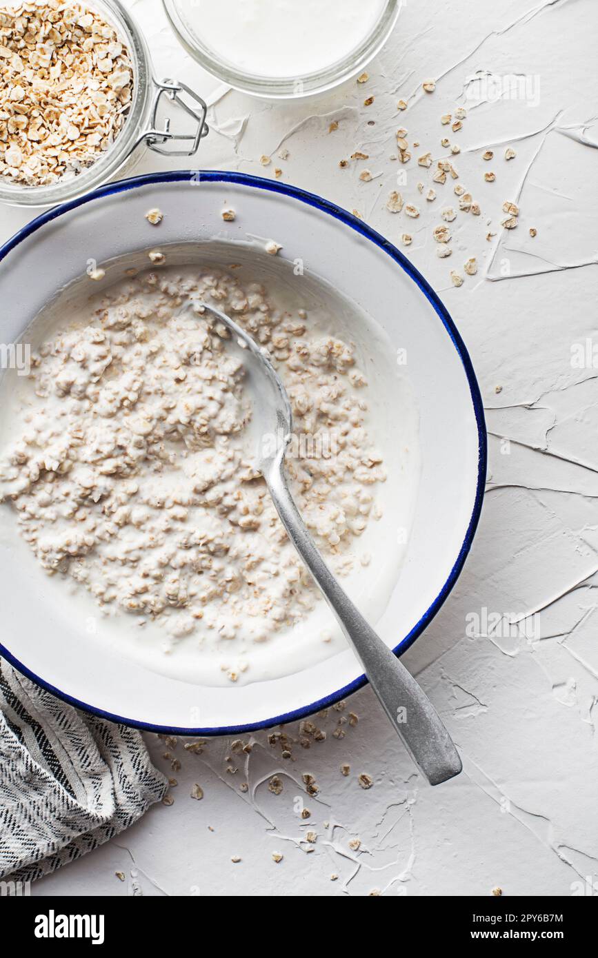 Plate muesli yogurt fresh hi-res stock photography and images - Alamy