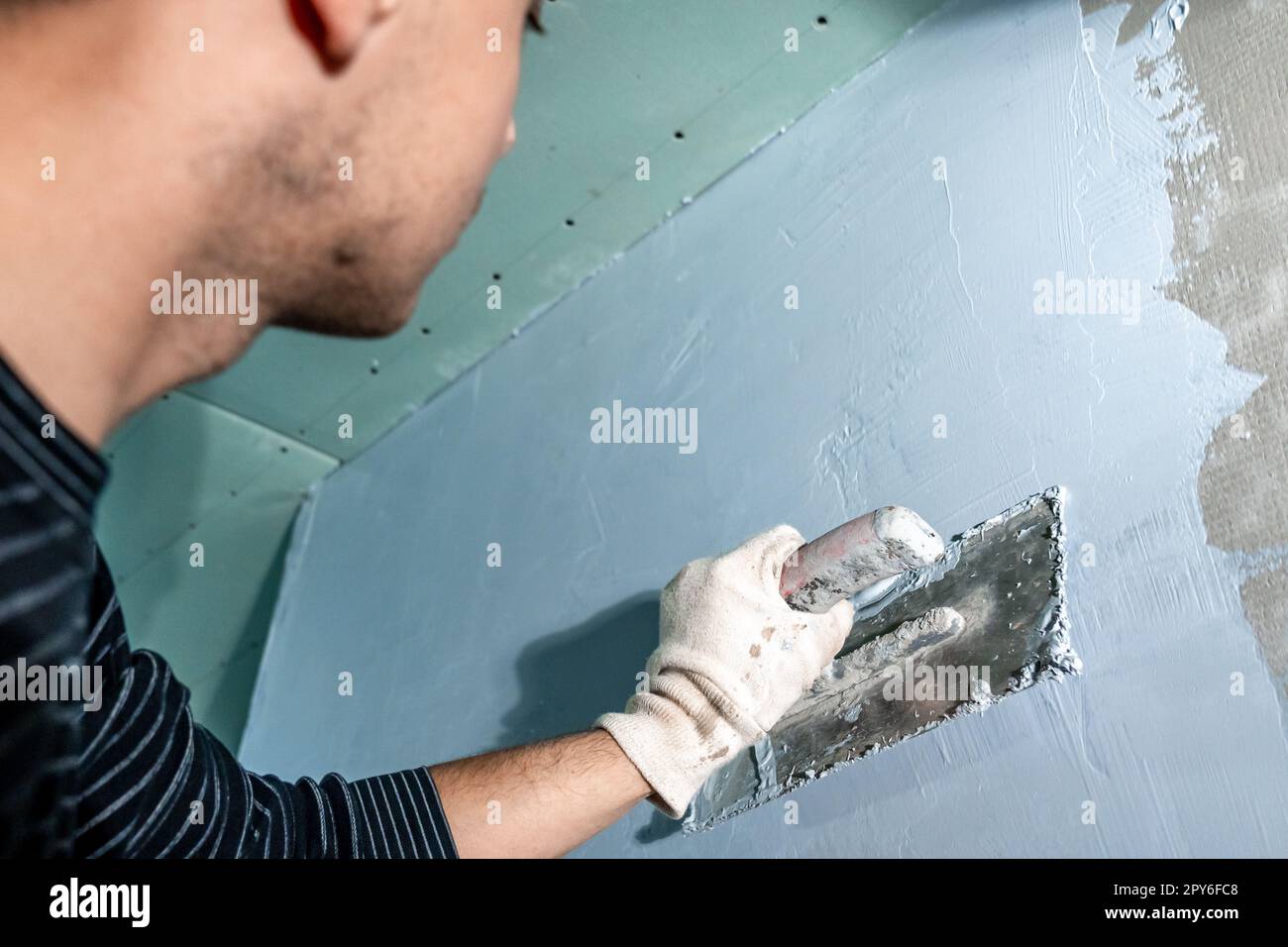 Waterproofing coating hi-res stock photography and images - Alamy
