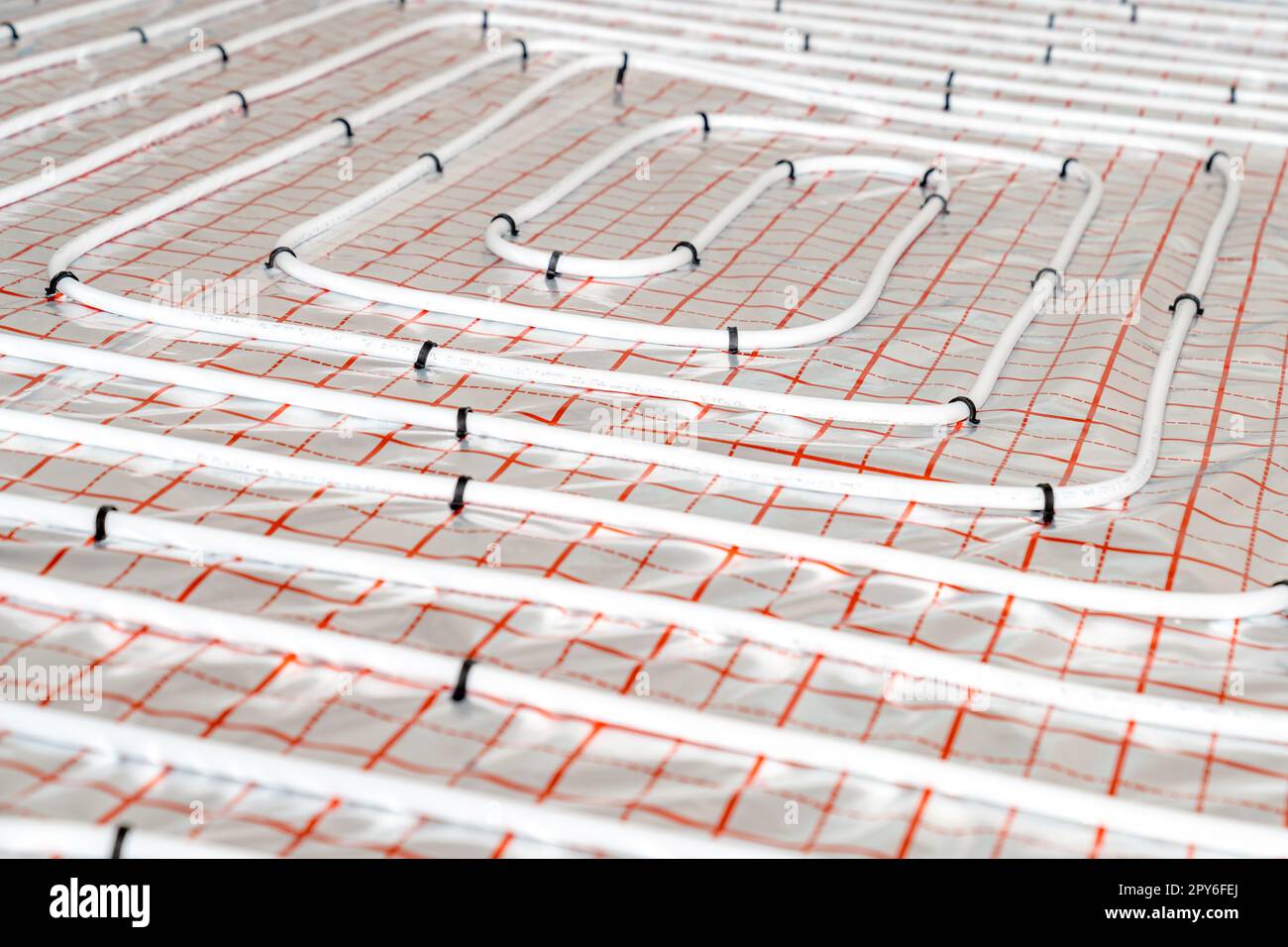 Installing pipes hot water hi-res stock photography and images - Alamy