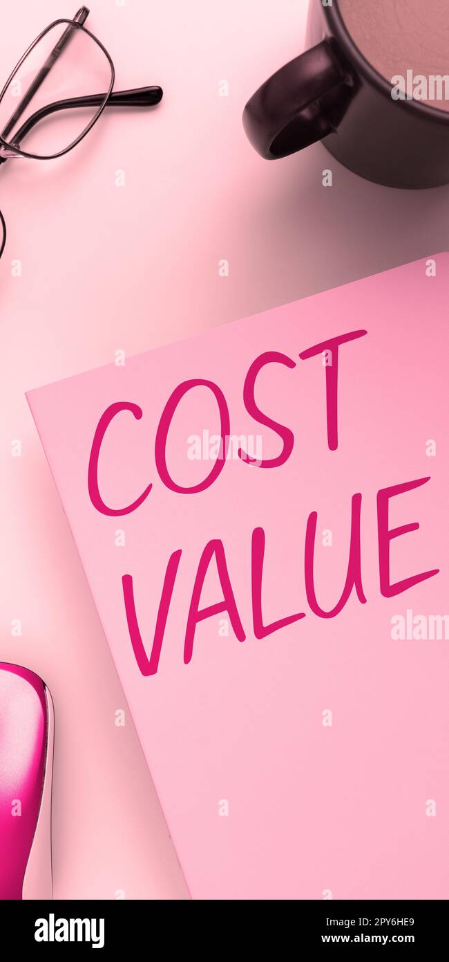 Cost sign hi-res stock photography and images - Alamy