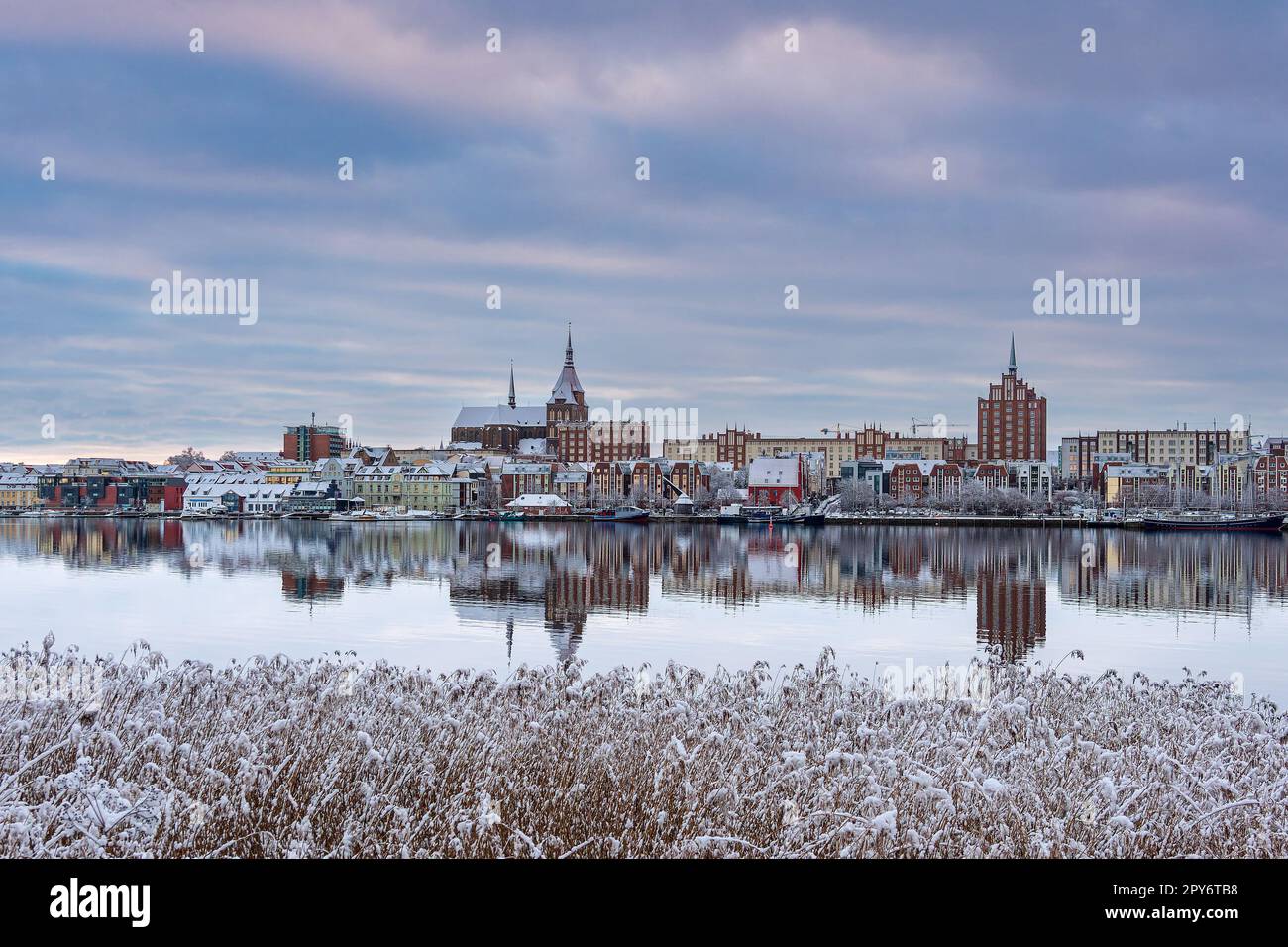 Rostock germany marienkirche hi-res stock photography and images - Alamy