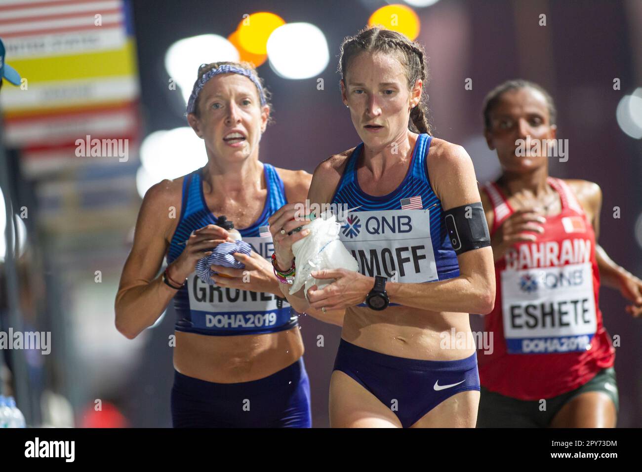 Carrie dimoff hi-res stock photography and images - Alamy