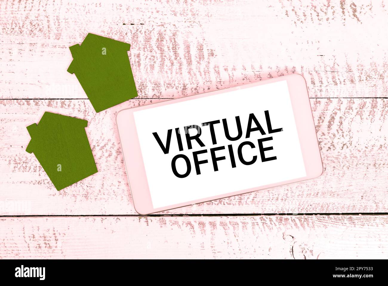 Hand writing sign Virtual Office. Word Written on Mobile work ...