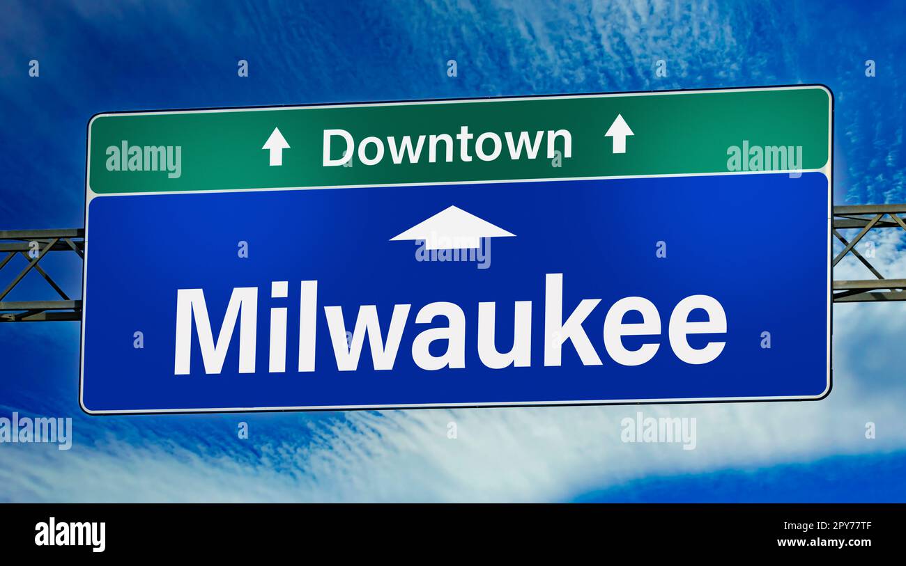 Road sign indicating direction to the city of Milwaukee Stock Photo - Alamy