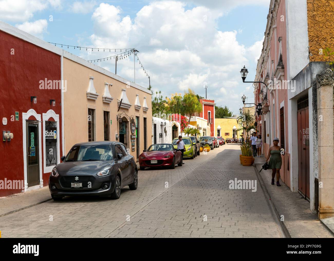 Renovated Spanish colonial buildings occupied by upmarket shops, Calle ...