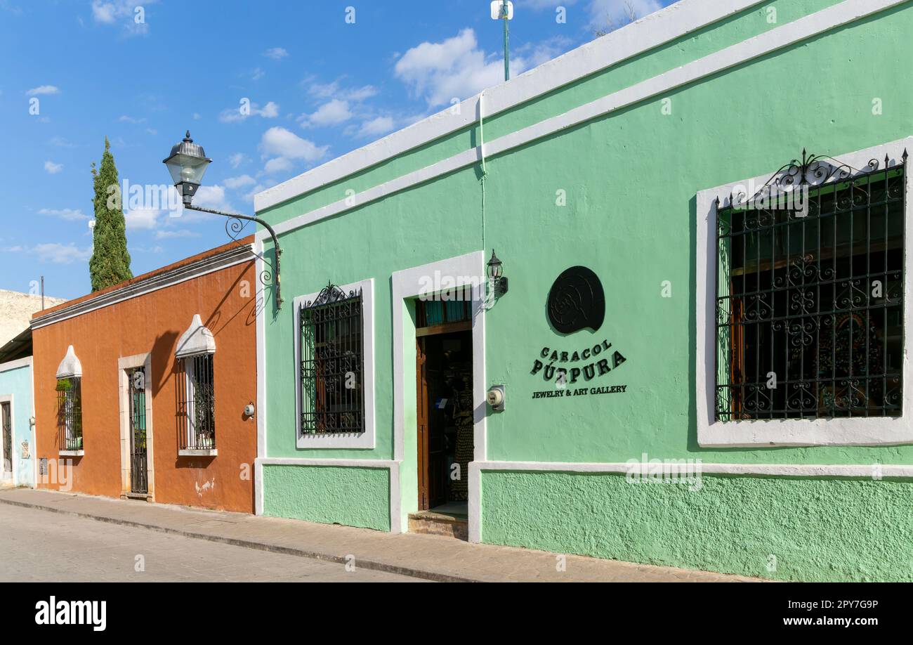 Renovated Spanish colonial buildings occupied by upmarket shops, Calle ...
