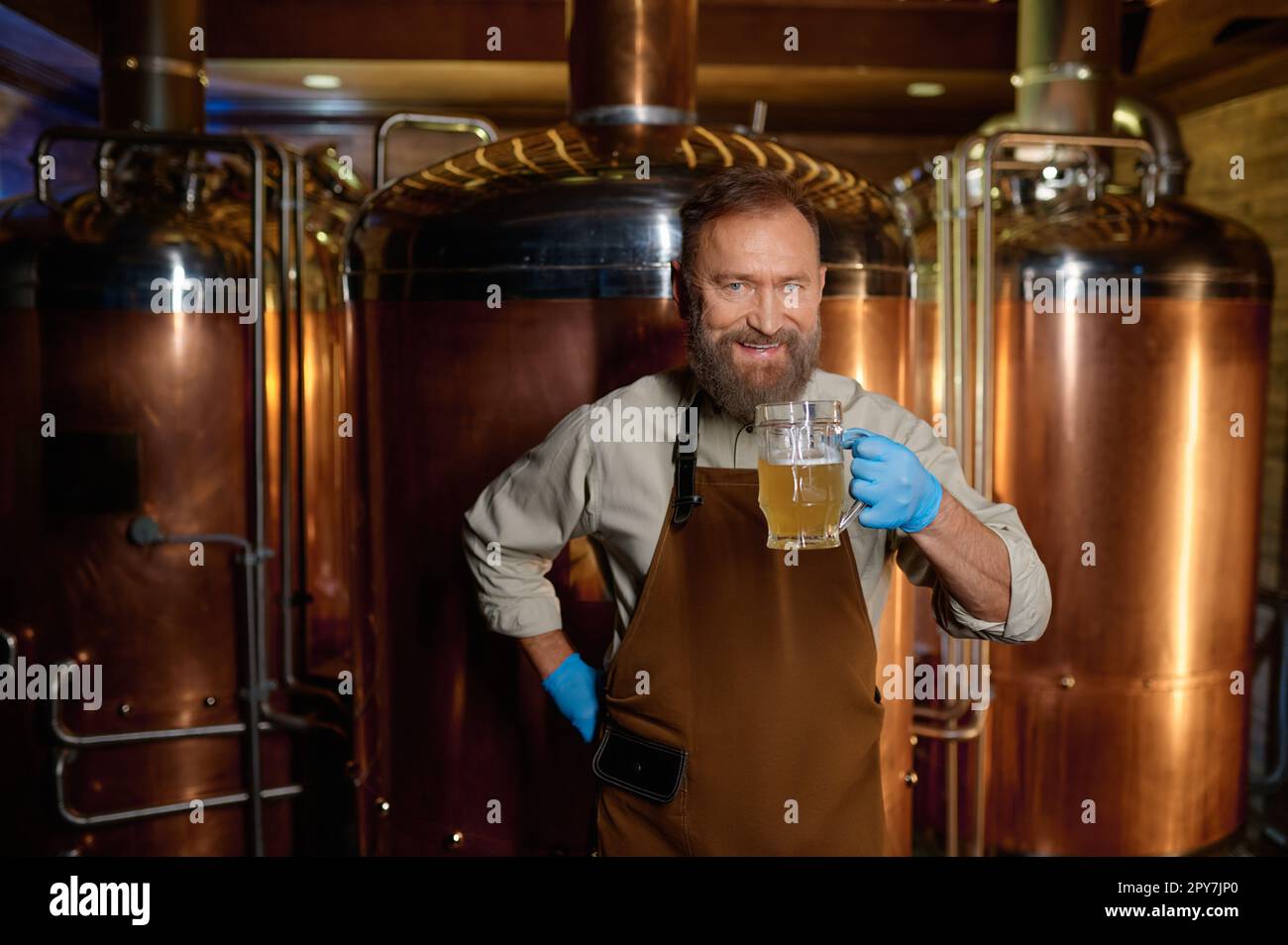 Microbrewery hi-res stock photography and images - Alamy