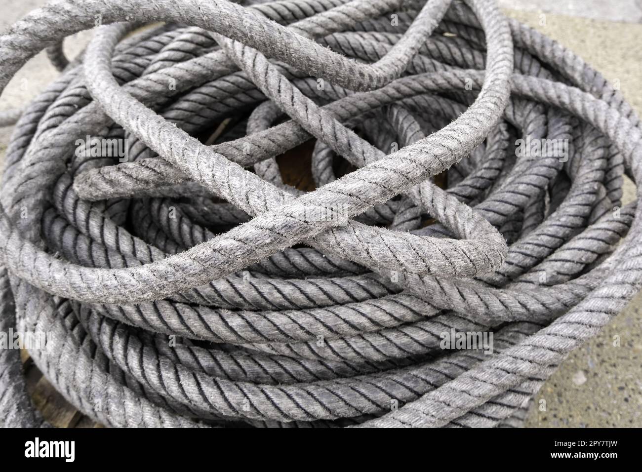 Old rope in a port Stock Photo - Alamy