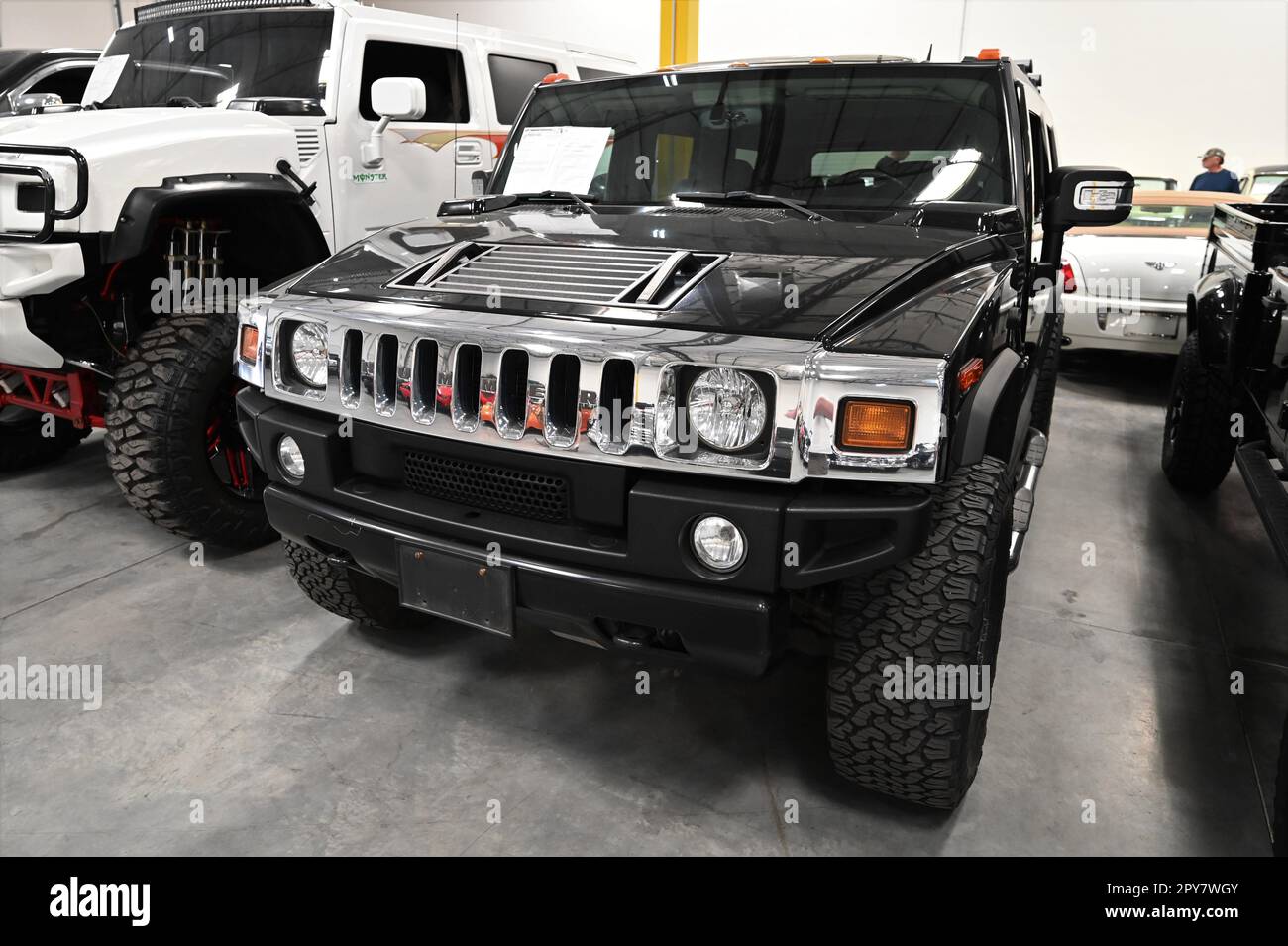 Hummer h3 hi-res stock photography and images - Alamy