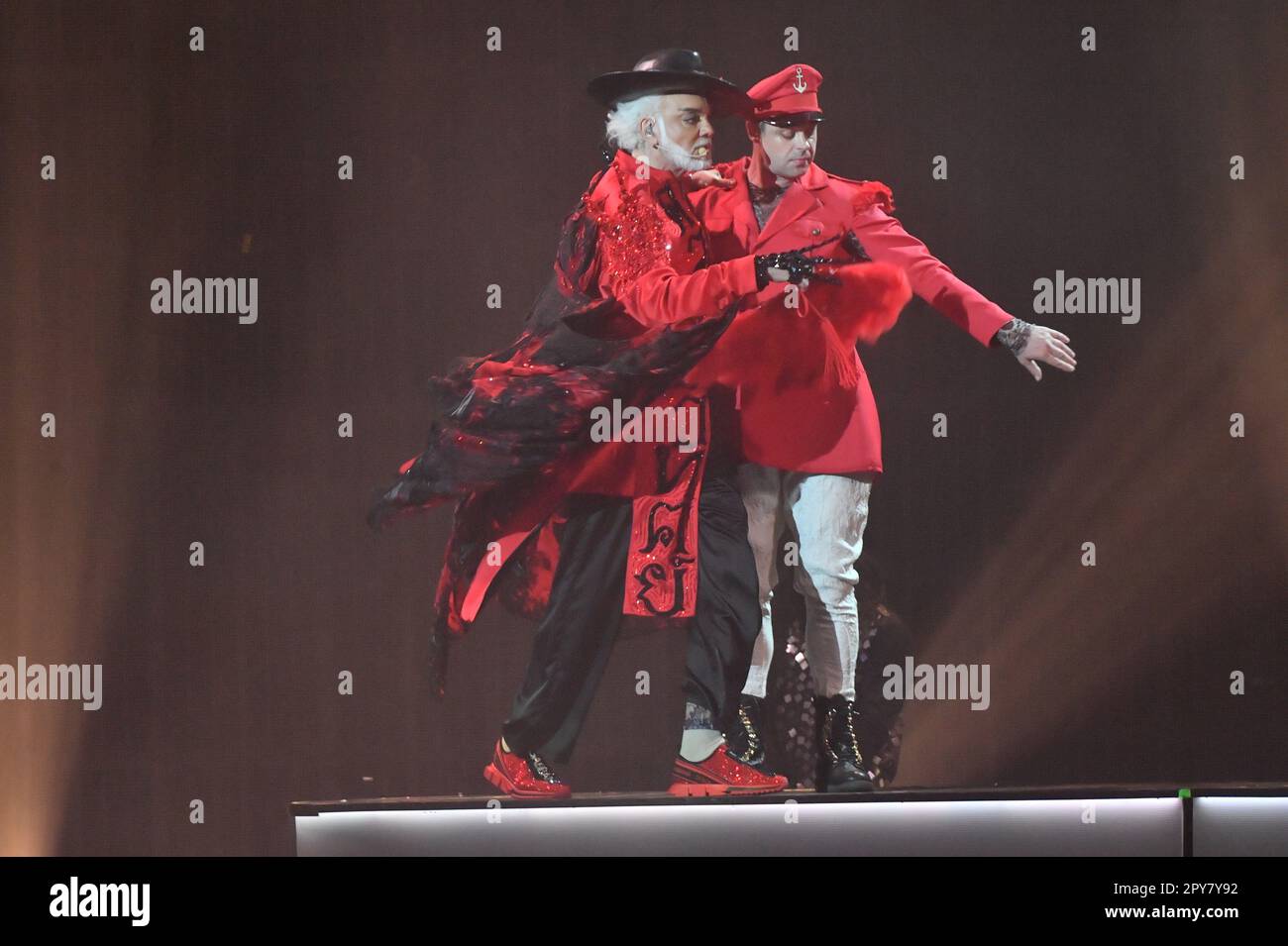 Moscow. Singer Filipp Kirkorov (left) during a concert in honor of his ...