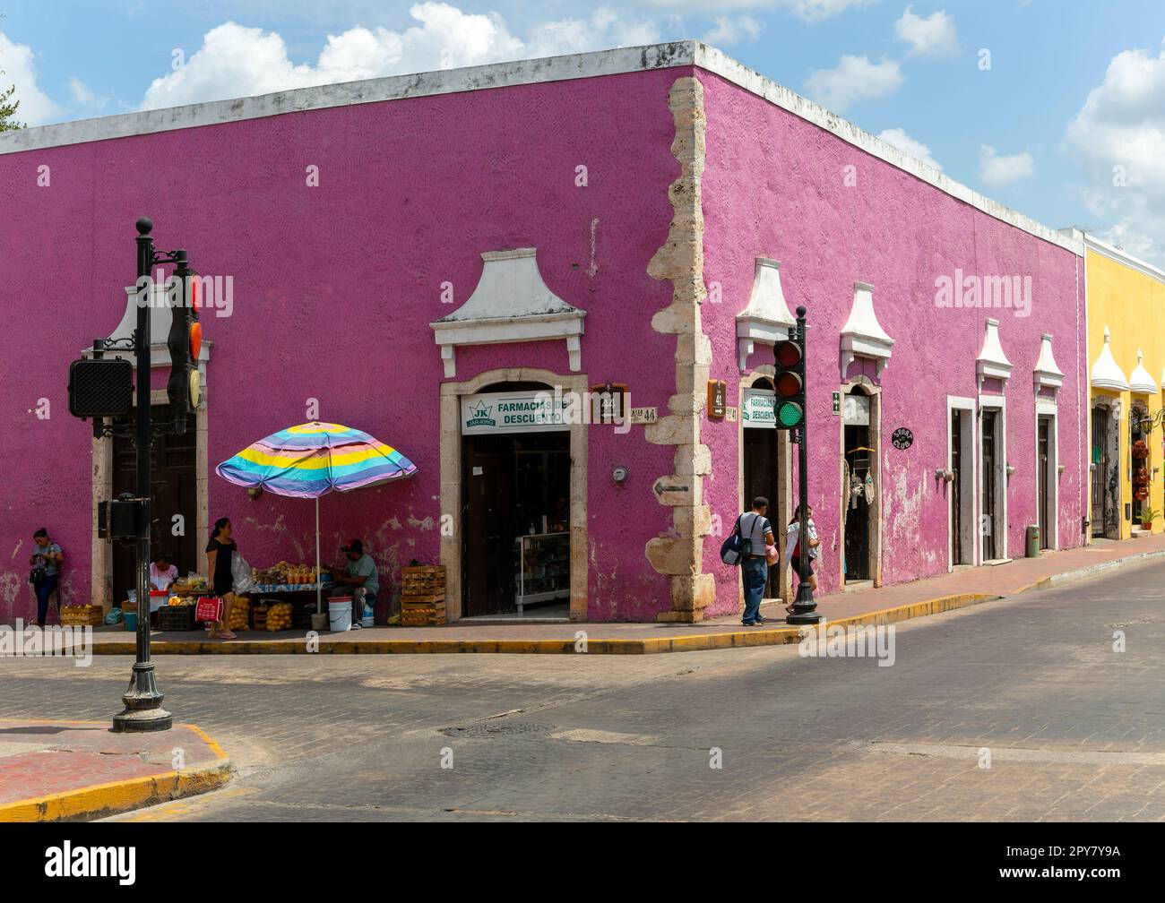 Shops and business in old Spanish colonial building in city centre ...