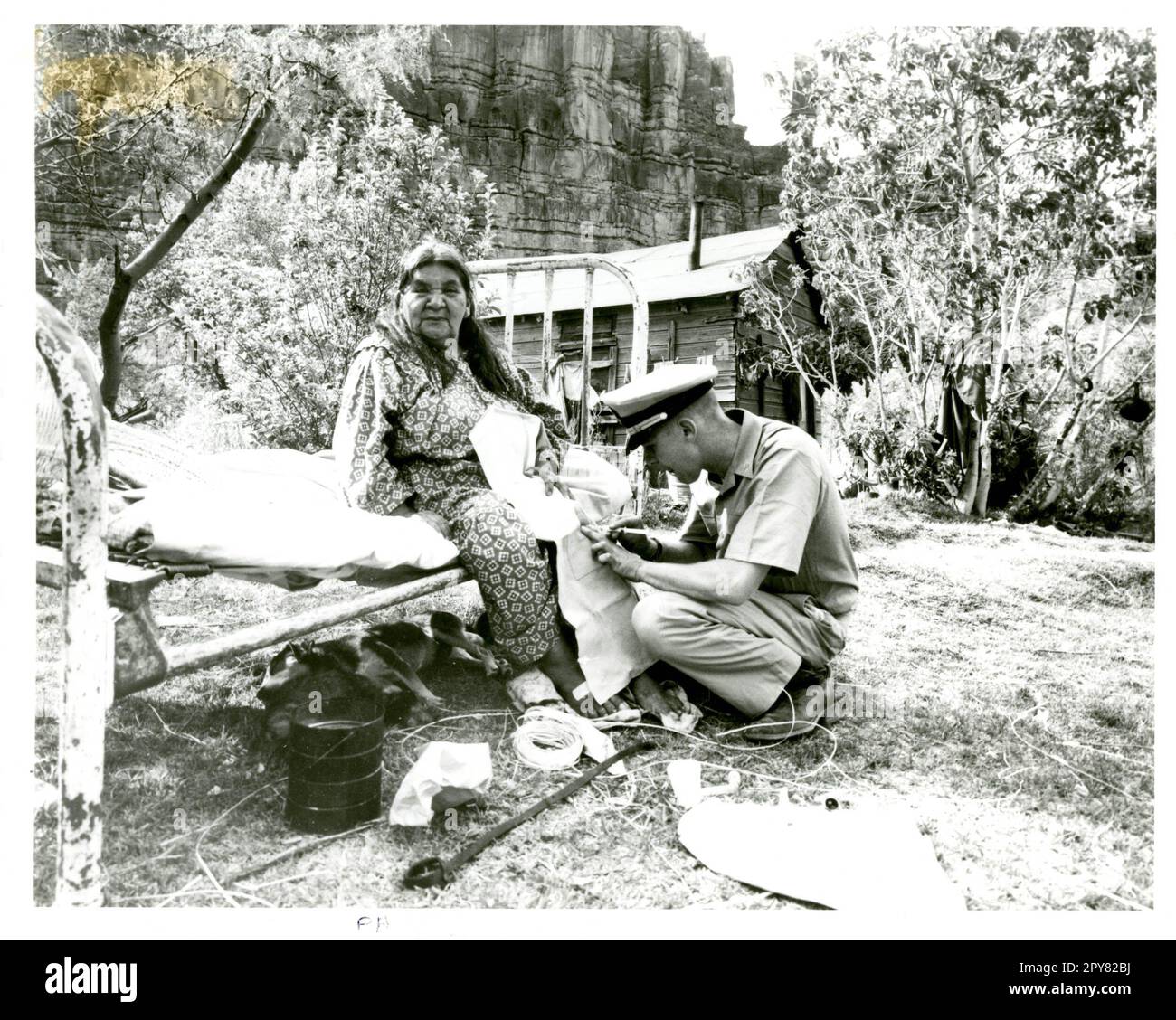 Havasupai Indian woman Stock Photo - Alamy