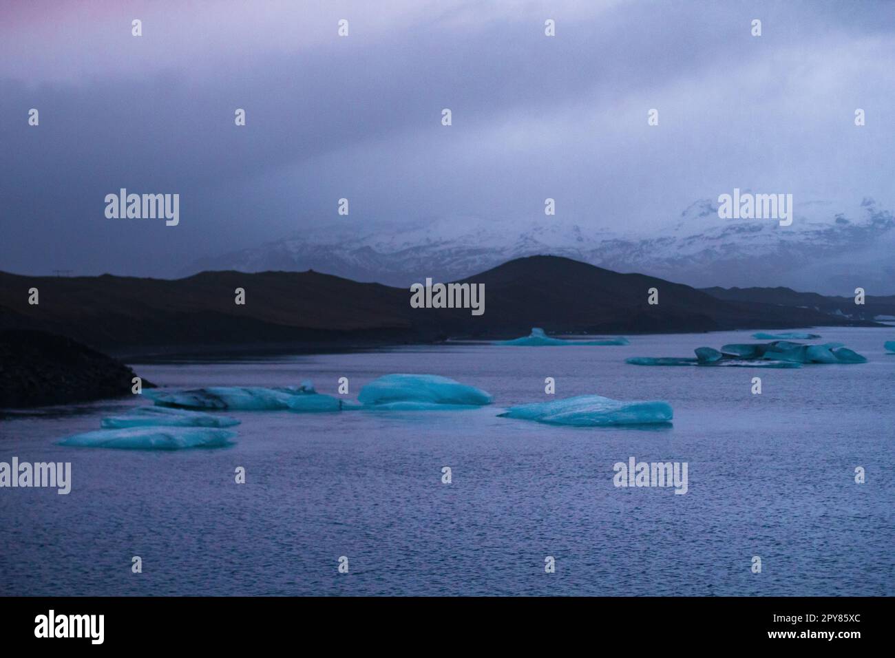 Beautiful landscape ocean lagoon hi-res stock photography and images ...