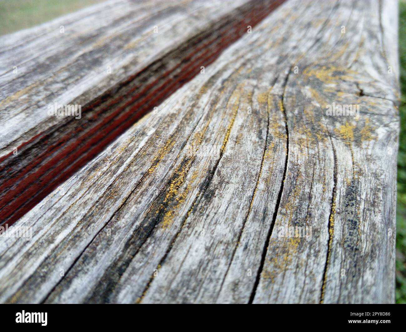 Bench wood rustic hi-res stock photography and images - Alamy
