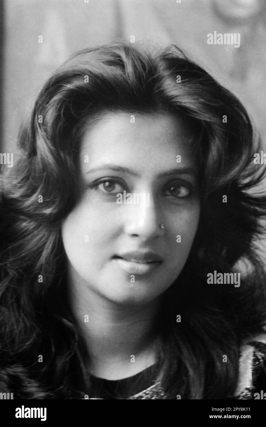 Moon moon sen Black and White Stock Photos & Images - Alamy