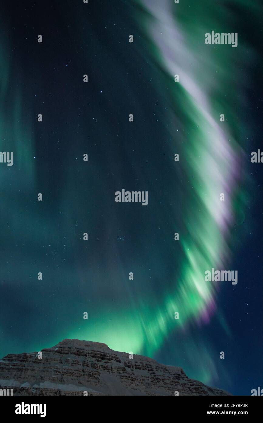 Mountain aurora hi-res stock photography and images - Alamy