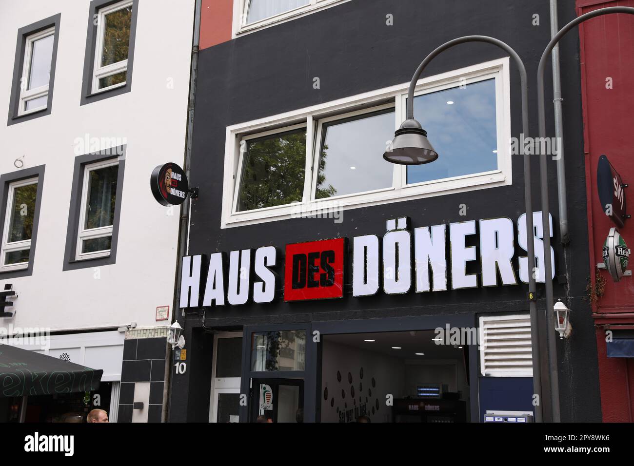 Fast food restaurant cologne germany hi-res stock photography and ...