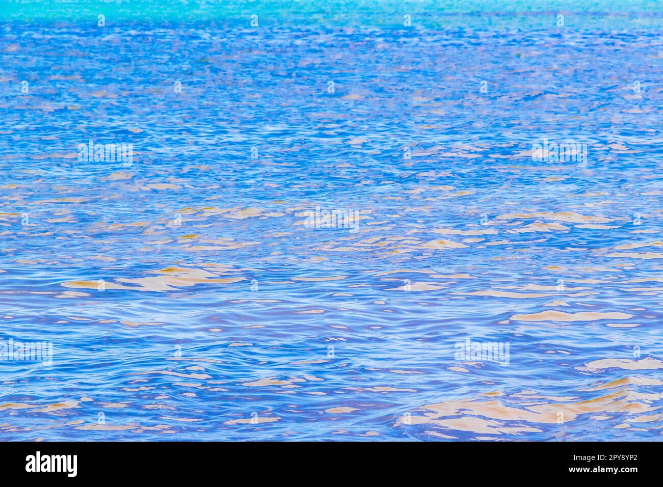 Tropical beach sea waves turquoise hi-res stock photography and images ...