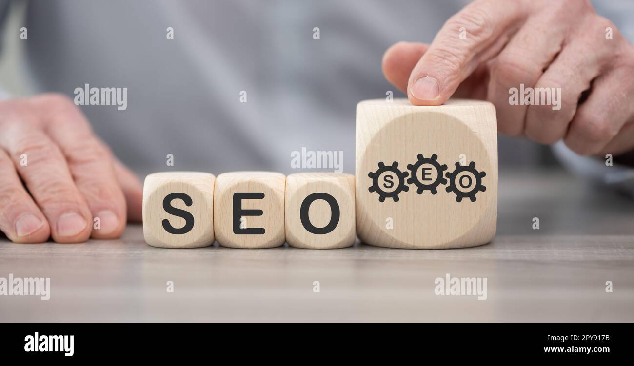 Seo symbol wooden blocks hi-res stock photography and images - Alamy