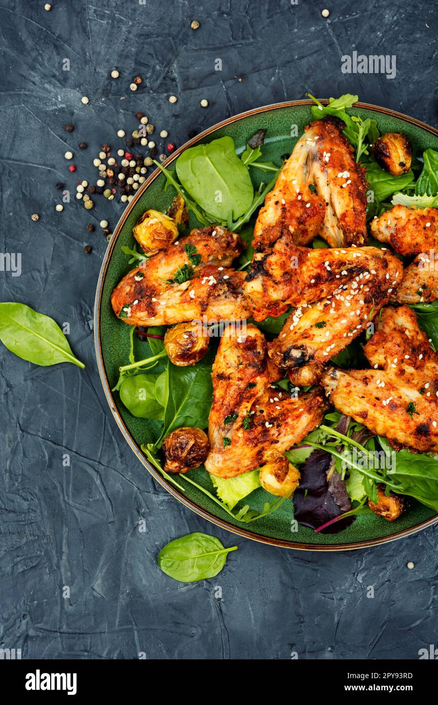 Fried chicken wings, flat lay Stock Photo - Alamy