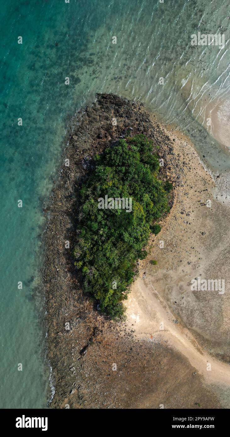 picture made with a drone to show the island is not fully surrounded by ...