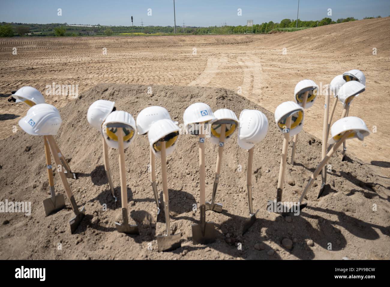 Mainz, Germany. 03rd May, 2023. Spades and helmets stand after the ...