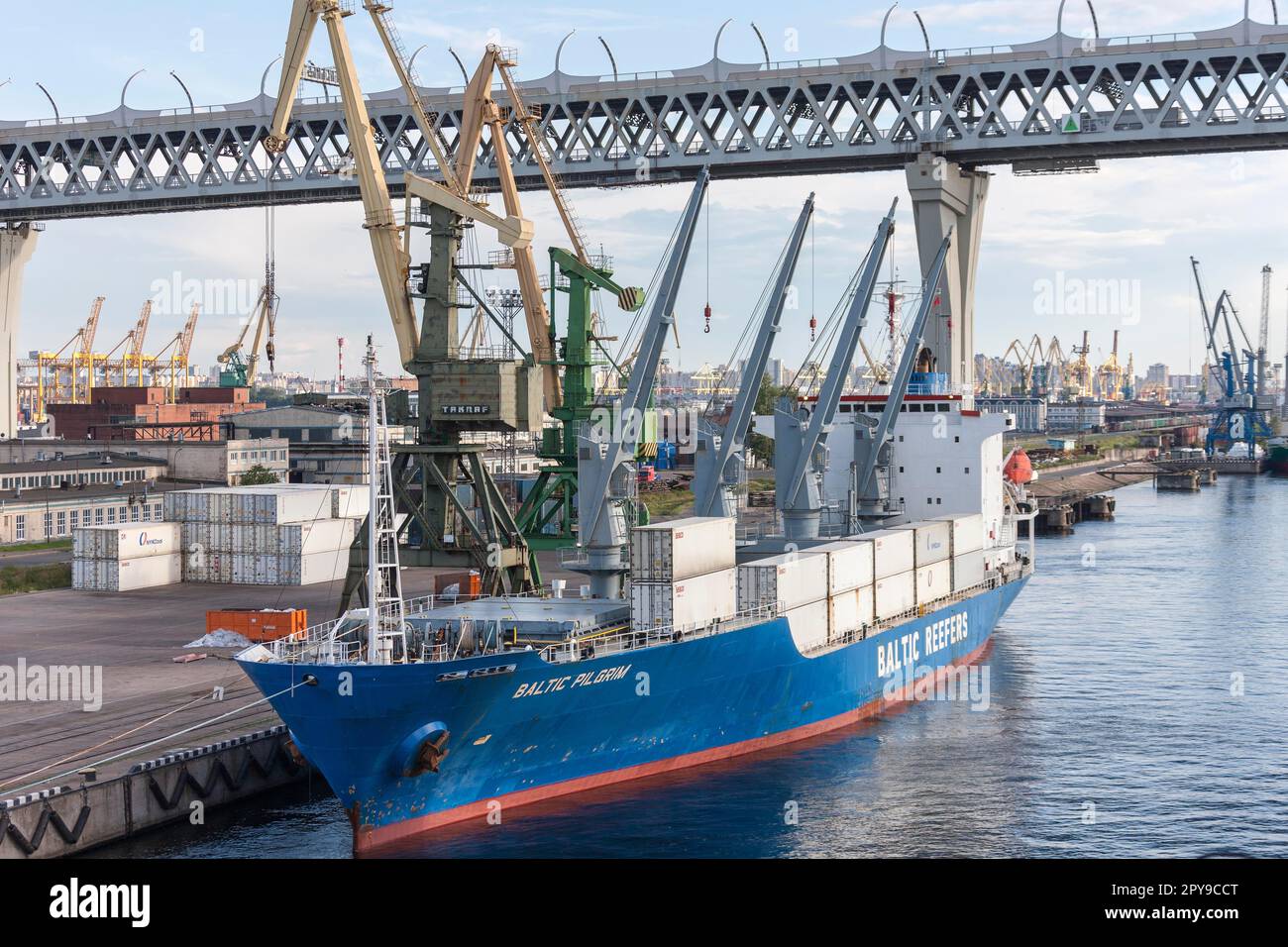 Ship, Harbour, High Street, St. Petersburg, Russia Stock Photo - Alamy