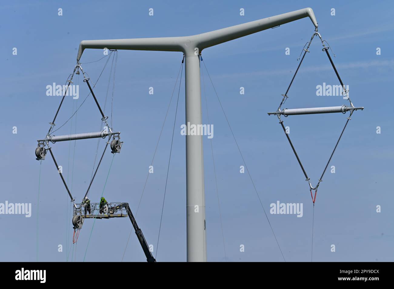 Worlds first t pylons hi-res stock photography and images - Alamy
