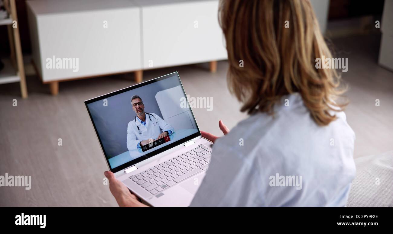 Woman doctor laptop video hi-res stock photography and images - Alamy